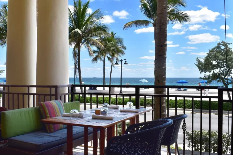 Wild Thyme Oceanside Eatery - Discover Fort Lauderdale Beach